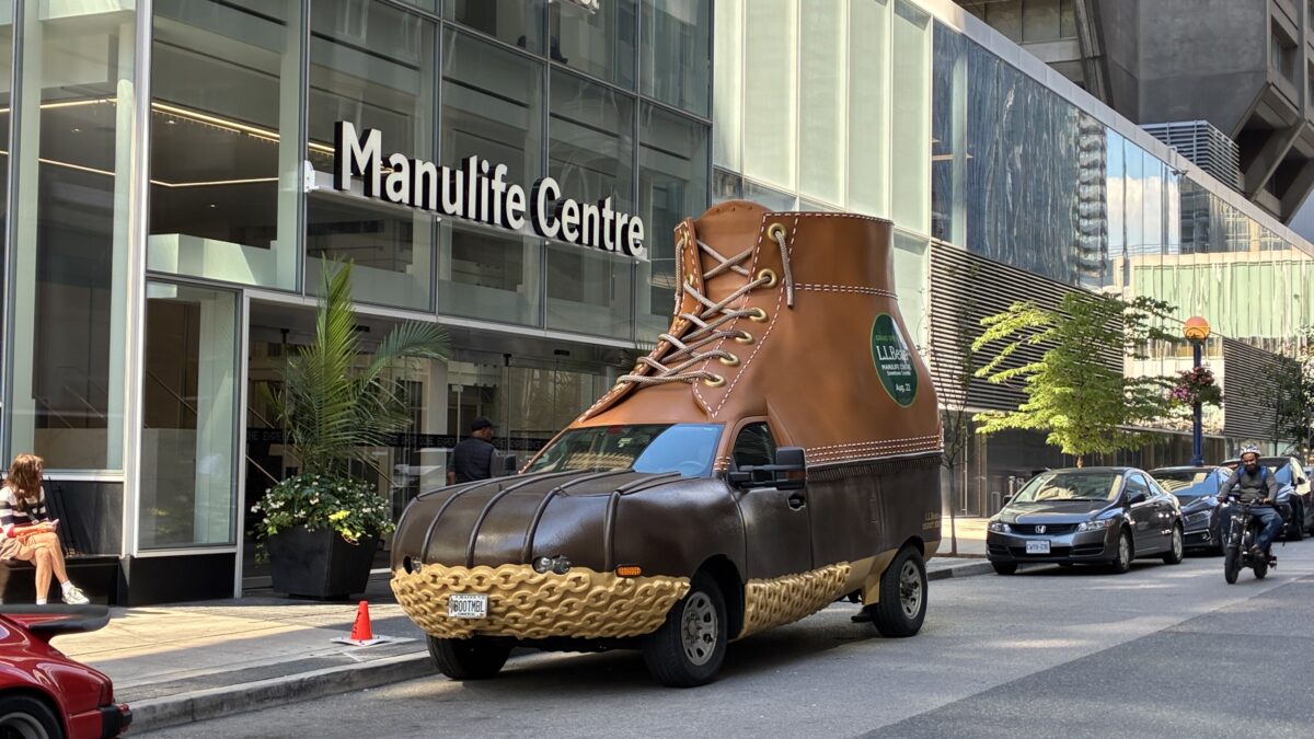L.L.Bean Makes Downtown Toronto Debut at Manulife Centre - 6ix Retail