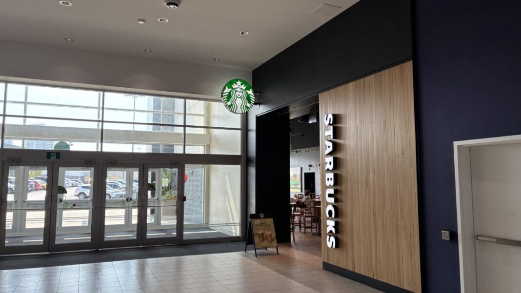Hundreds of Starbucks Workers Face Job Loss as Chain Closes Stores ...