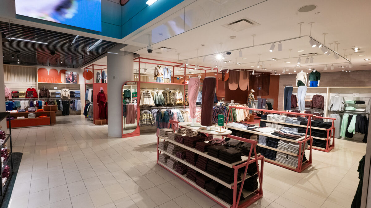 Simons Completes Toronto Expansion with CF Toronto Eaton Centre Opening ...